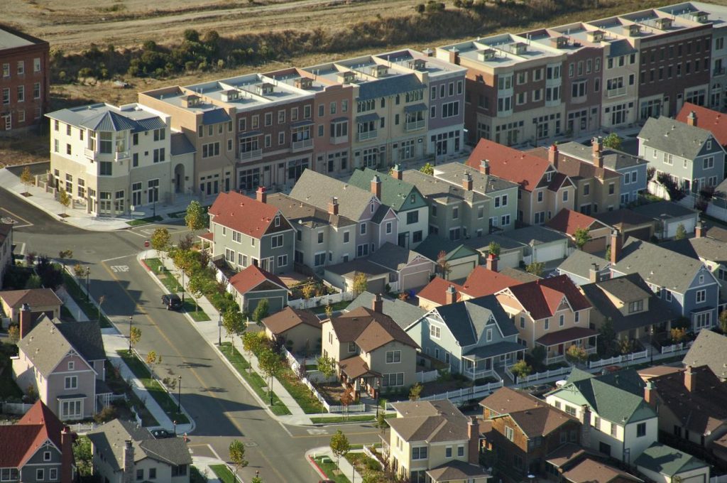 Let’s Kick Around the New Urbanists | New World Economics