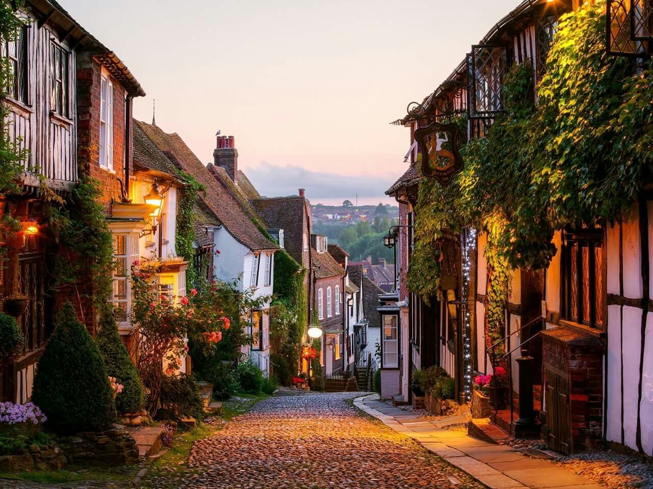 Traditional Urbanism Today | New World Economics